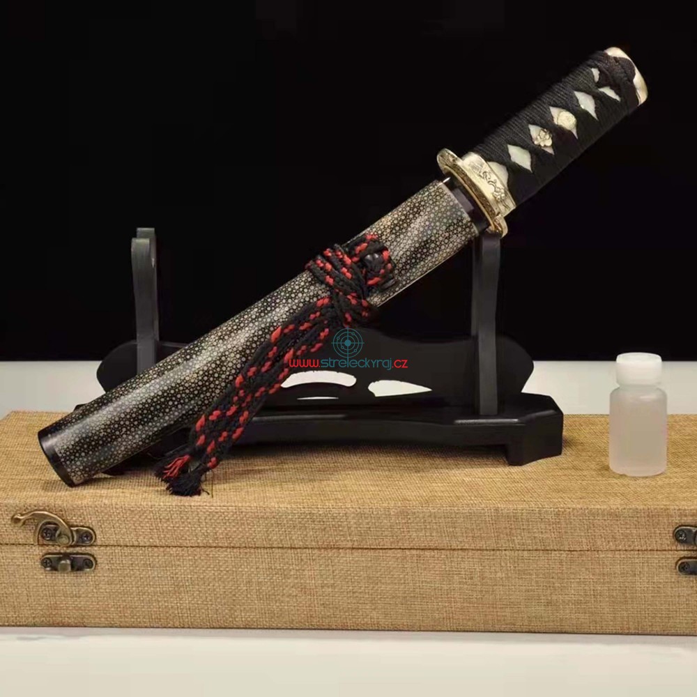 tanto Shigemi & Japanese Tanto & folded Steel & Real Choji Hamon ...